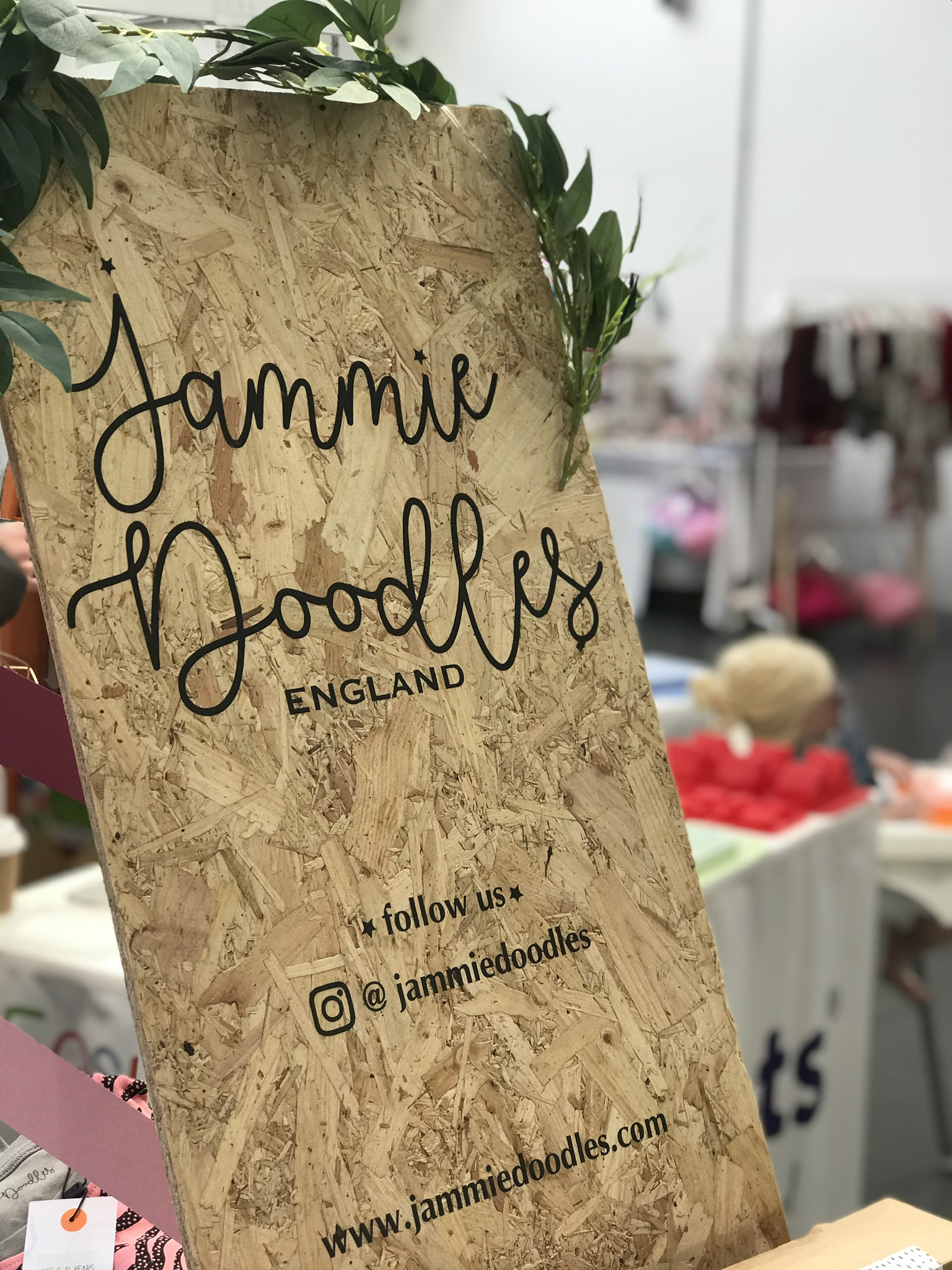 What sort of banner should I use on my stall? 4 Top Tips - Pedddle