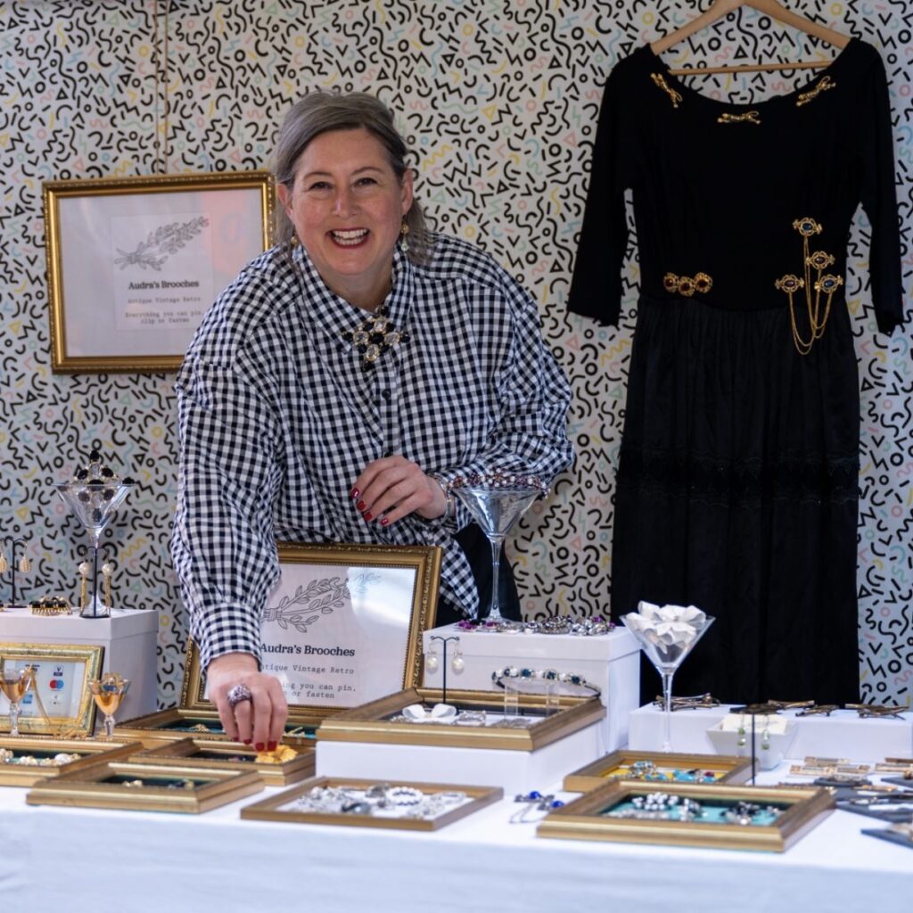 AUDRA'S BROOCHES | Stallholder - Pedddle