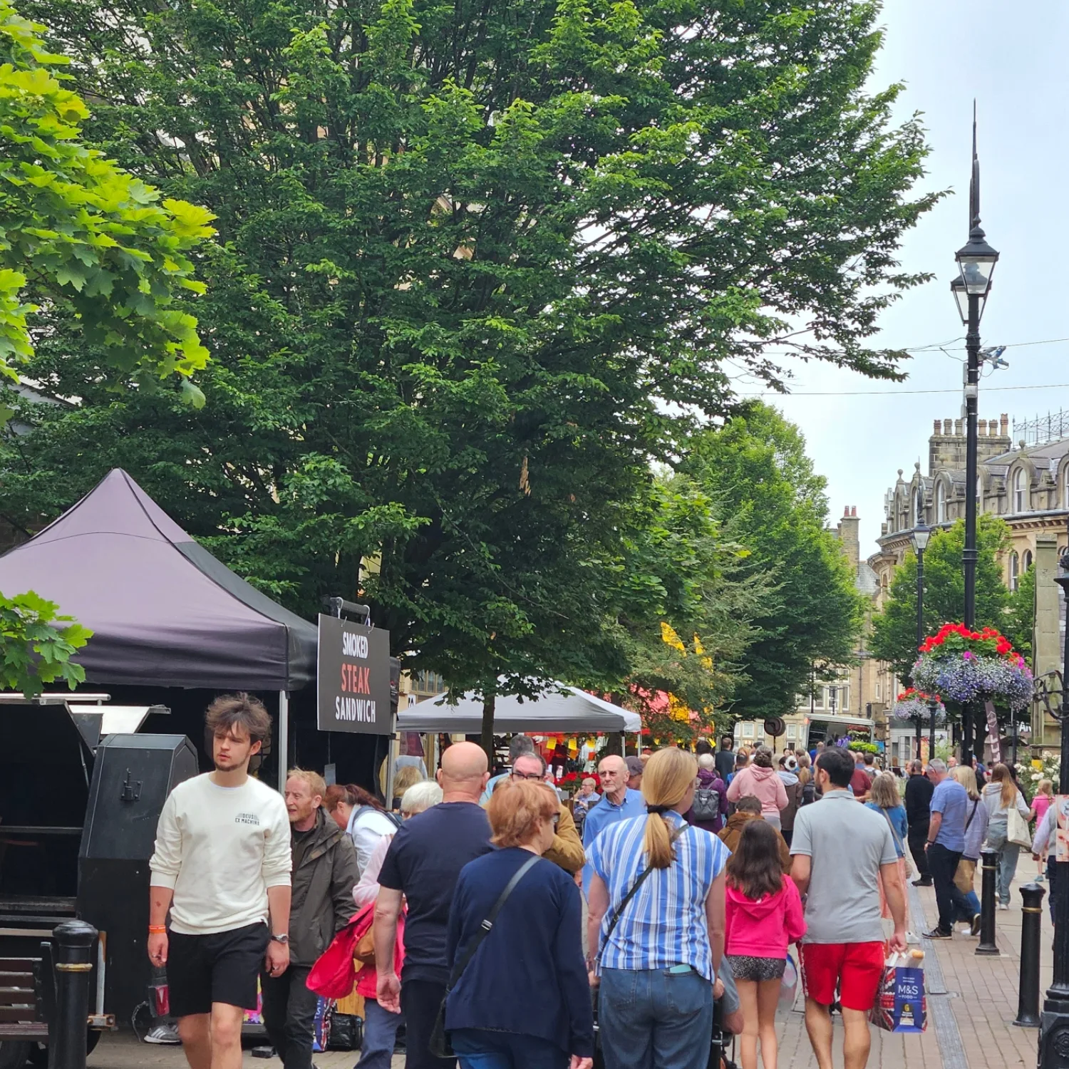 Harrogate Farmers Market | Real Markets -Yorkshire | Pedddle